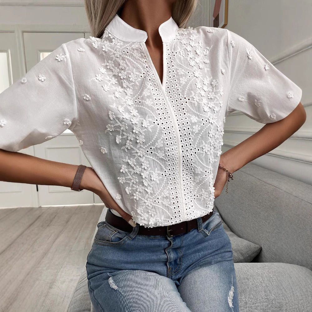 Lumiere™ | Embroidered Blouse with Split Collar – Finesse Montreal Boutique